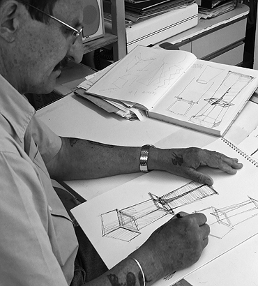 Peter Moss, Fellow of the Society of Designer Craftsmen, Ceramic Artist ...